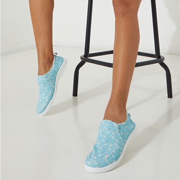 Vionic | Shoes | Vionic Beach Malibu Fun Sun Wide | Poshmark